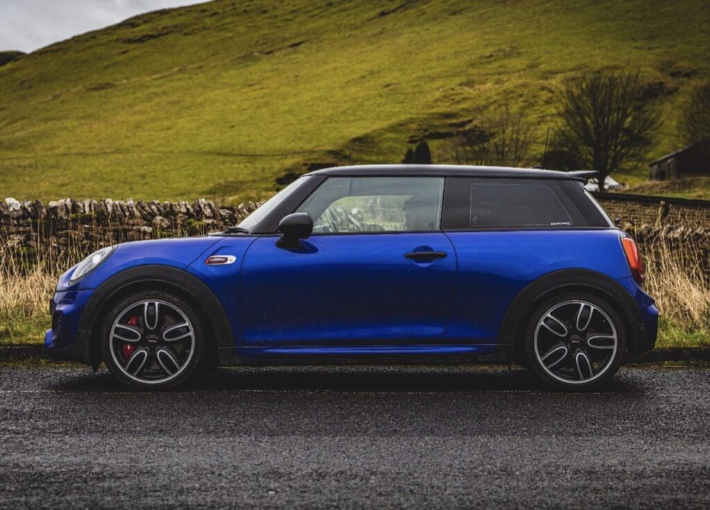 Digital Plates. What are they and how do they work? - Number1Plates